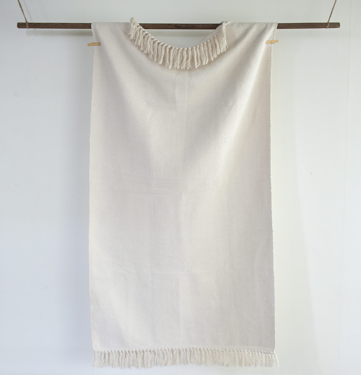 Buy Handwoven Cotton Rug White 36"x 60" – Thoppia